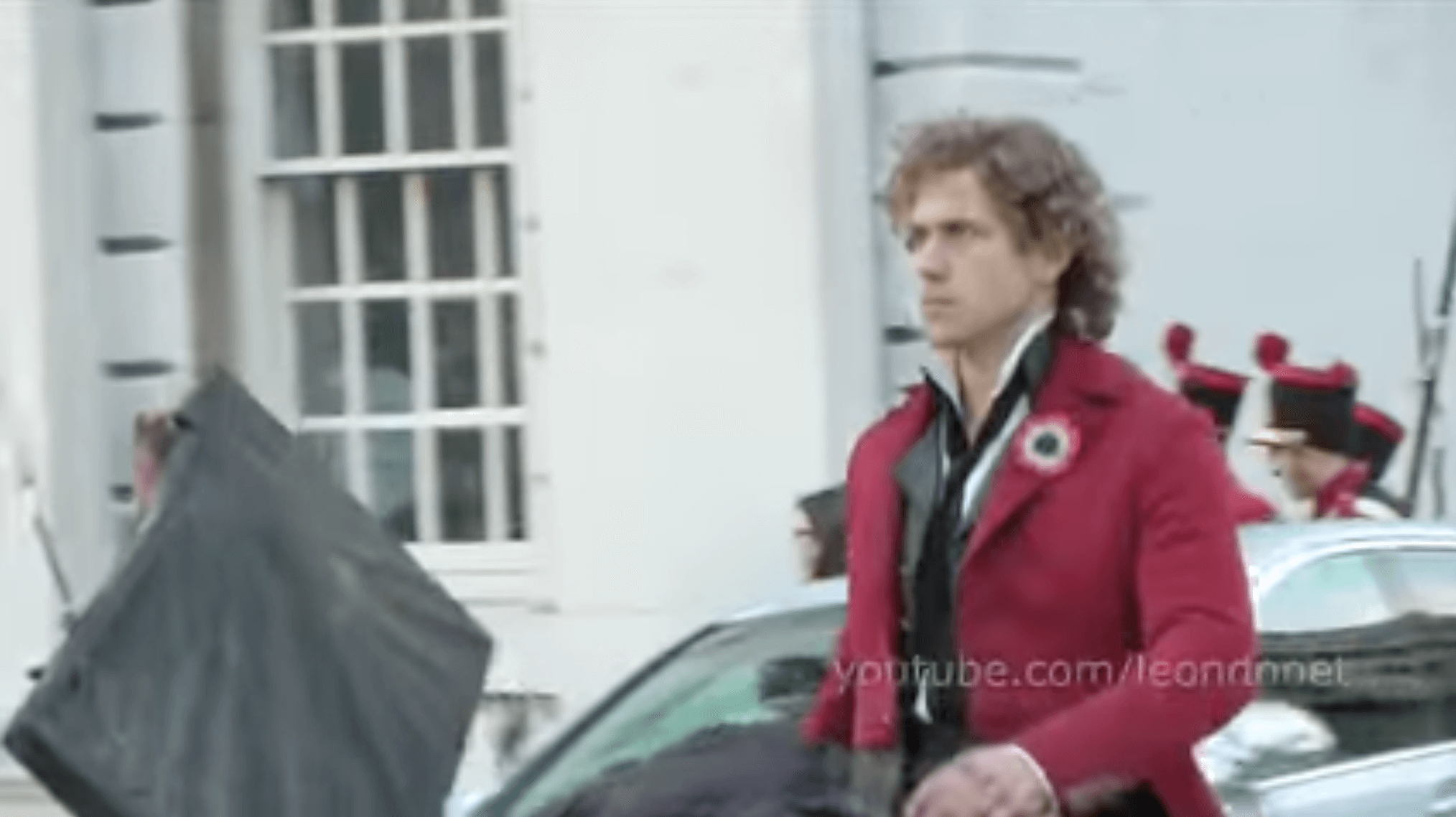 On the Set of Les Mis | Aaron Tveit Japan Unofficial Fan Site アーロン・トヴェ ...